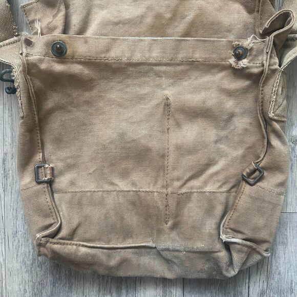 U.S. Army | Accessories | Vintage Wwi Us Army M917 Sbr Gas Mask Carry ...
